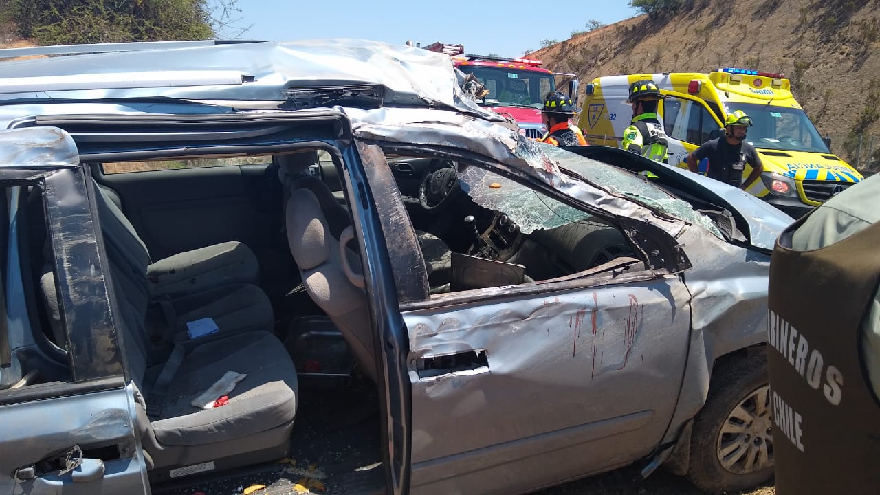 [FOTOS] Siete lesionados deja accidente en el Troncal Sur en Villa Alemana