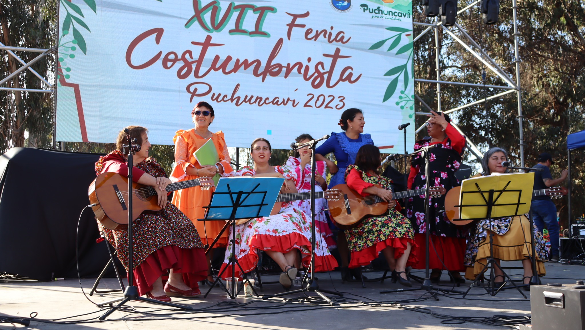 [VIDEO] Feria Costumbrista de Puchuncaví cerró con show de Jordan y ...