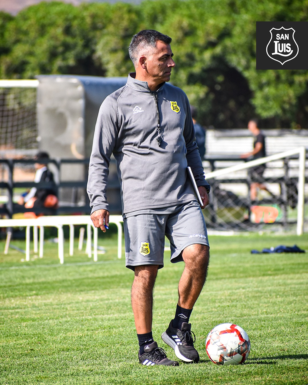 Así inició Juan José Rivera su trabajo como DT de San Luis