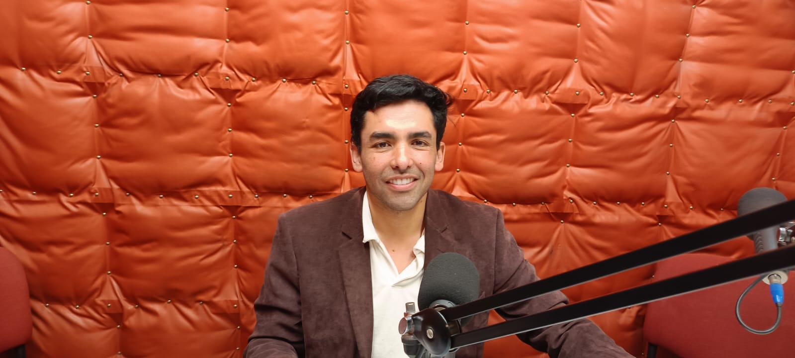 Quillotano reemplazará a Rodrigo Mundaca como Gobernador Regional