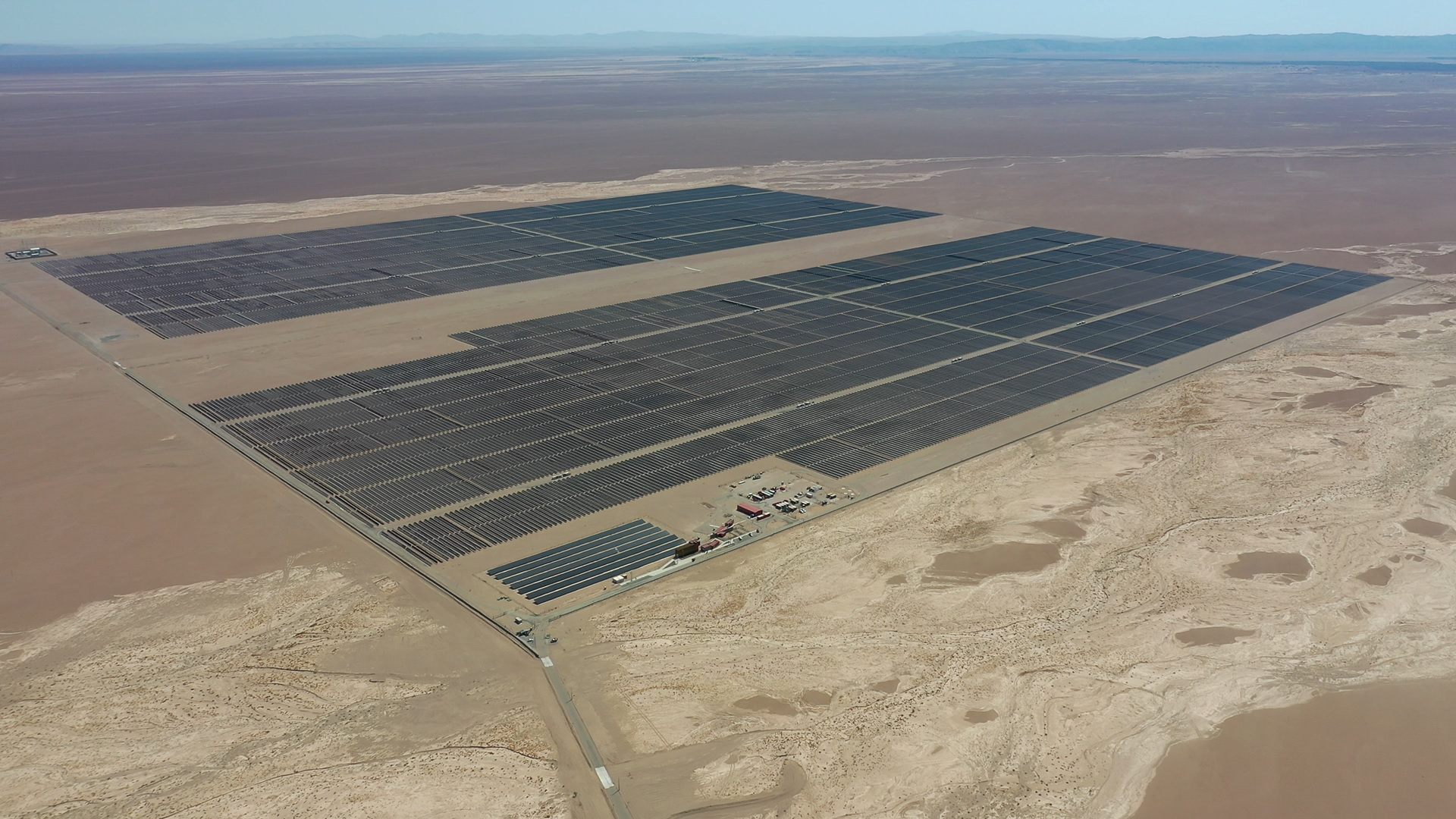 AES Chile adquiere planta fotovoltaica Atacama Solar