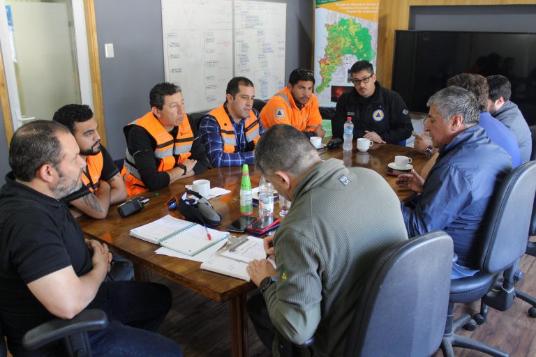 Afinan trabajo conjunto contra incendios forestales